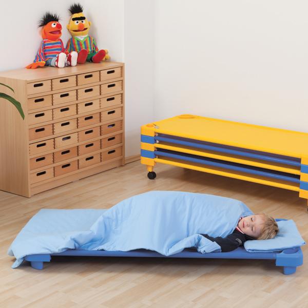 Stapelbare Kinderliegen