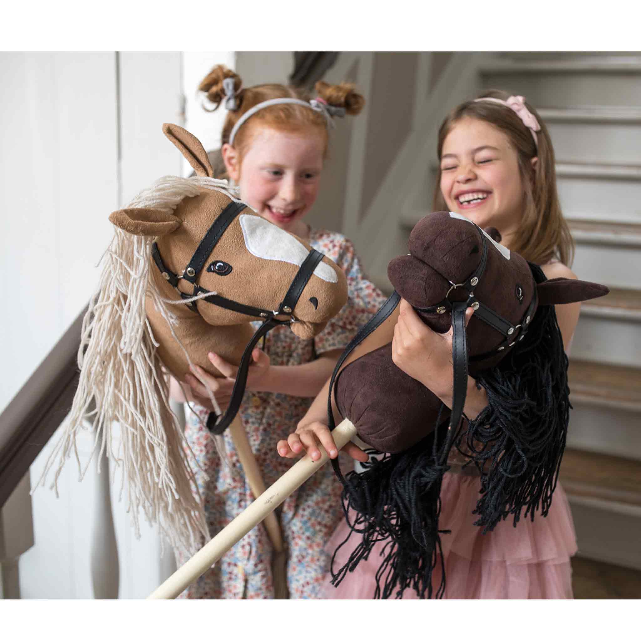 Hobby Horse Pferd mit offenem Maul